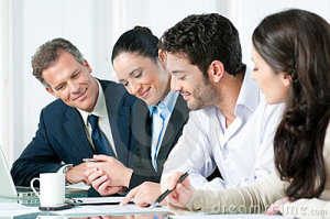 Vi jobber sammen i team i Synergy World WIde